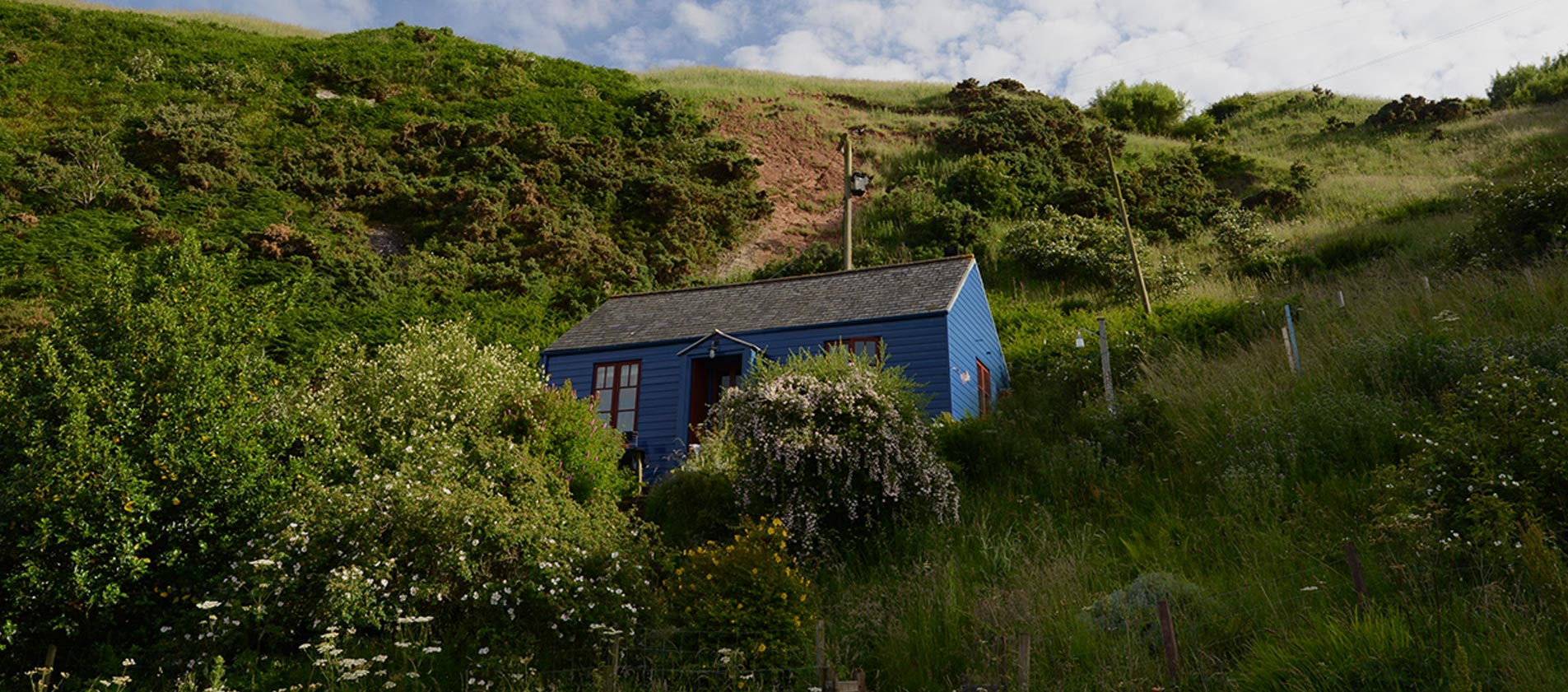 Home - The Blue Cabin by the Sea